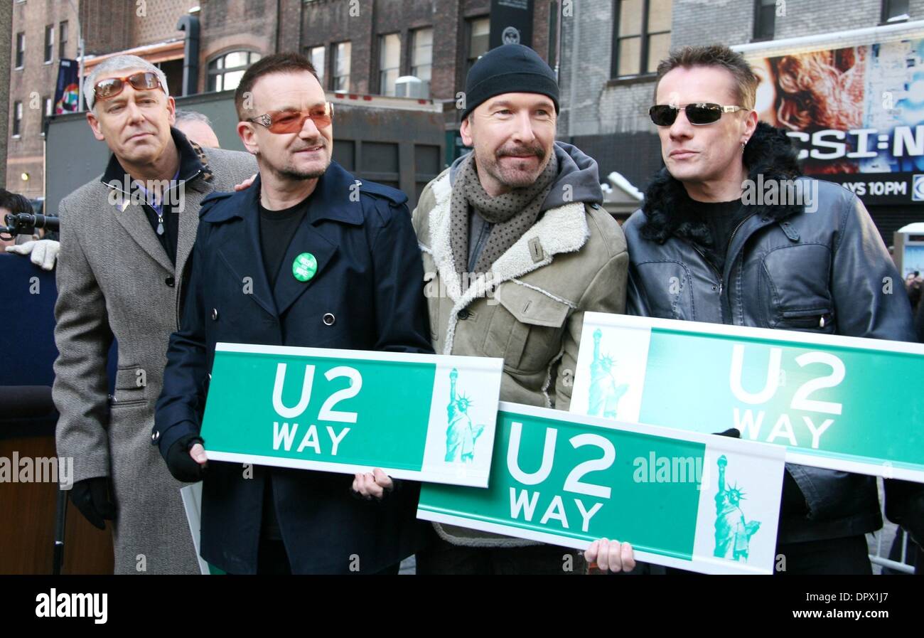 Bono and larry mullen from u2 hi-res stock photography and images - Alamy