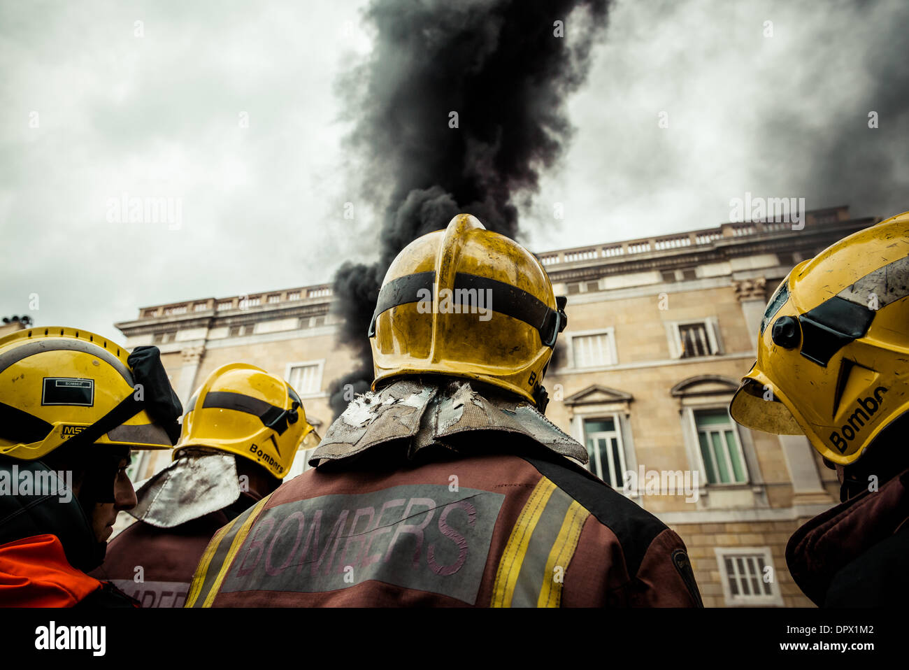 Firefighters of catalonia hi-res stock photography and images - Alamy