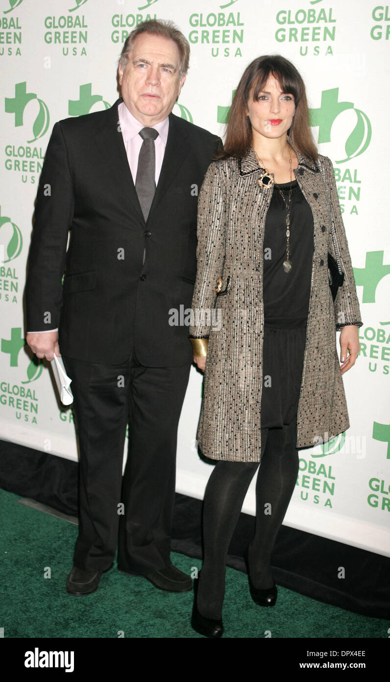 Dec 10, 2008 - New York, NY, USA - Actor BRIAN COX and his wife NICOLE ...