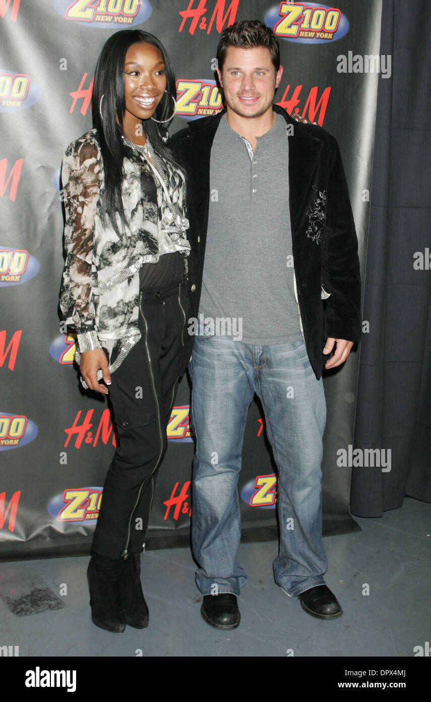 Dec 12, 2008 - New York, NY, USA - Singer/actress BRANDY and singer ...