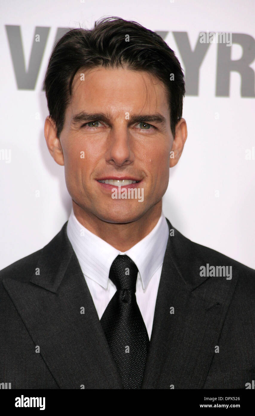 Tom cruise valkyrie rose hall hi-res stock photography and images - Alamy