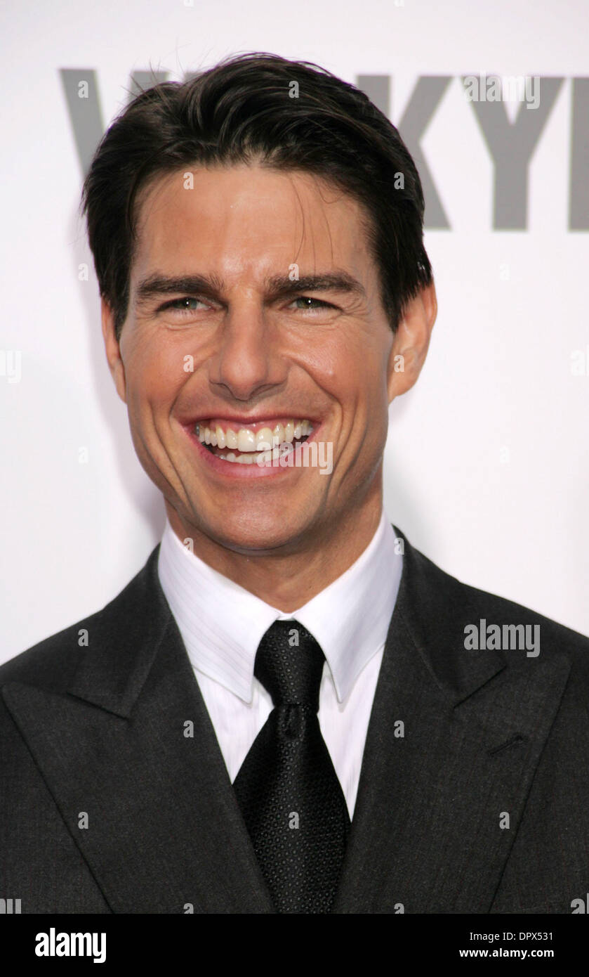 Dec 15, 2008 - New York, NY, USA - Actor TOM CRUISE at the New York ...