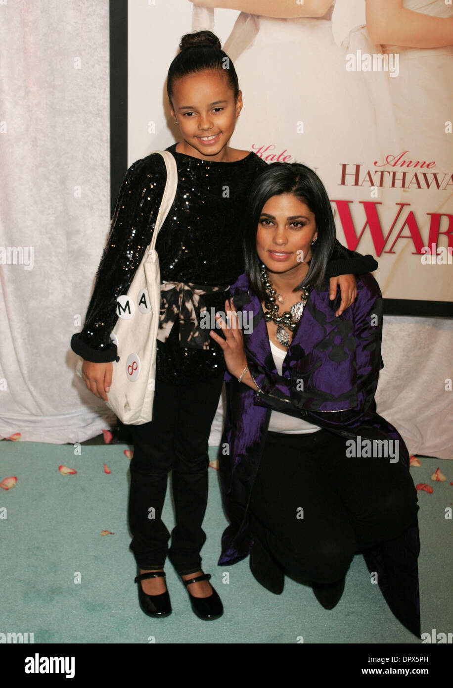 Jan 05, 2009 - New York, NY, USA - Designer RACHEL ROY and her DAUGHTER ...