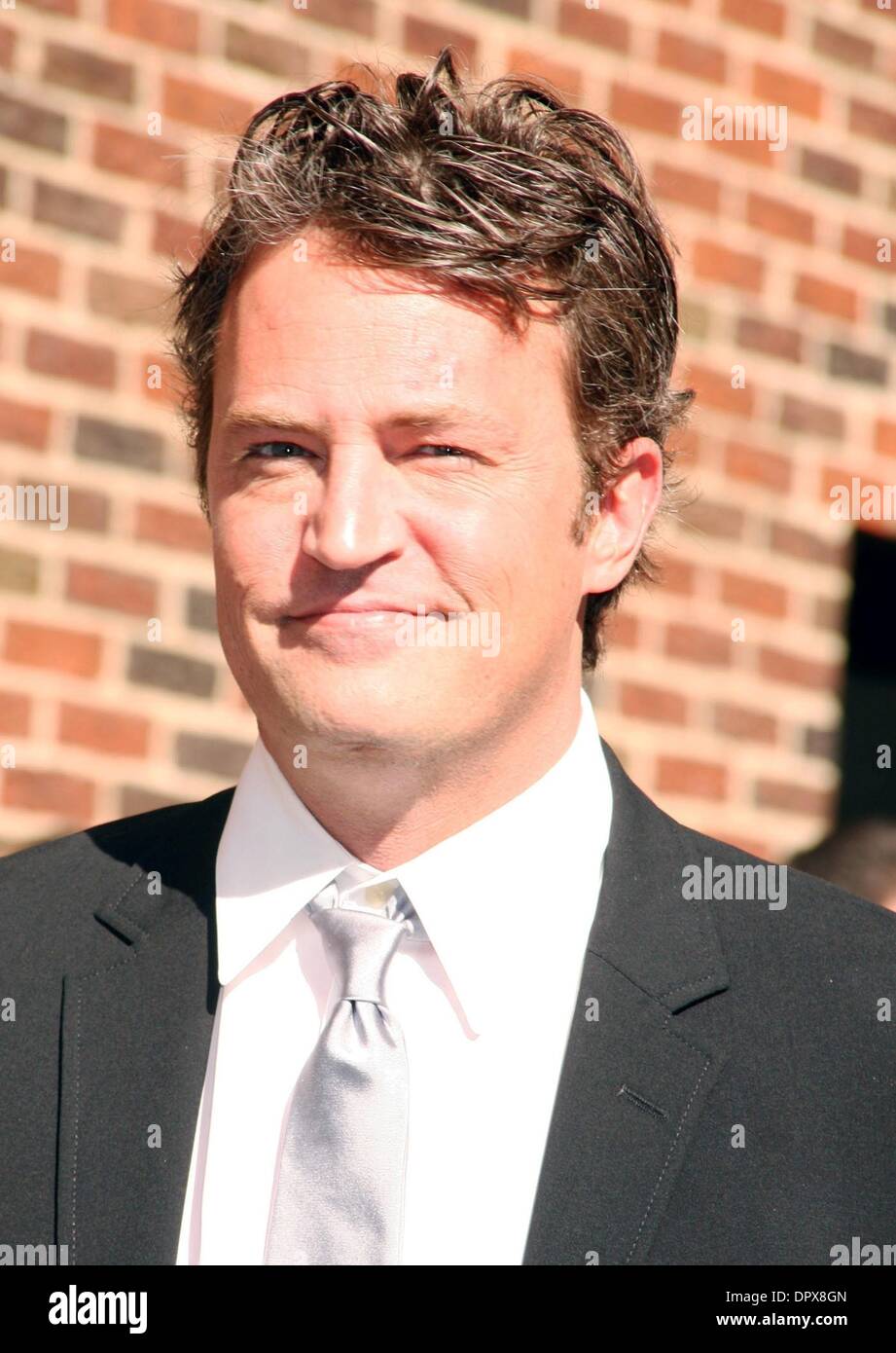 Apr 16, 2009 - New York, New York, USA - Actor MATTHEW PERRY at his ...