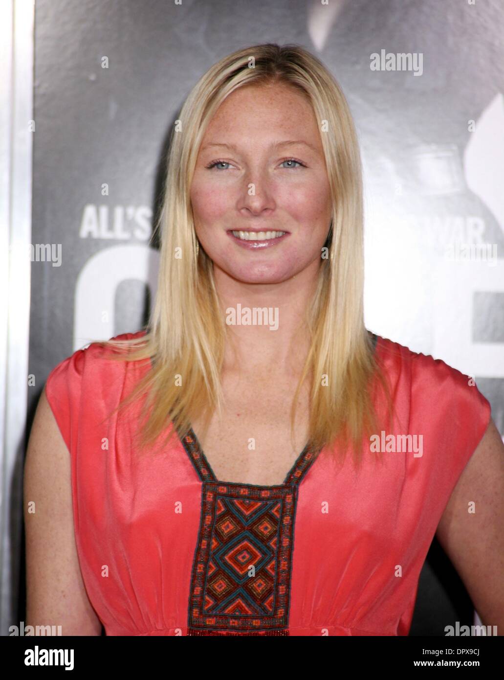Apr 23, 2009 - New York, New York, USA - Actress MAGGIE RIZER at the ...