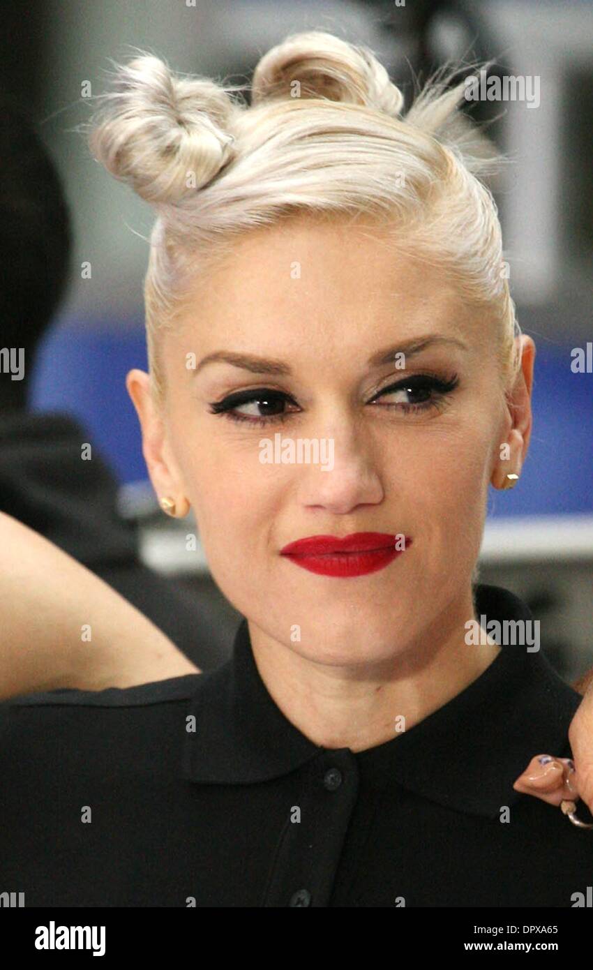 May 01, 2009 - New York, New York, USA - Singer GWEN STEFANI, from the ...