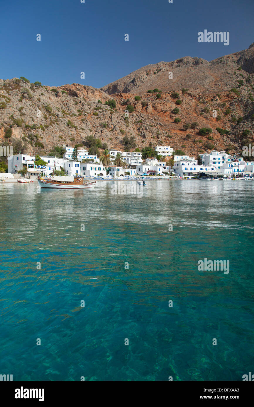 The village of Loutro beneath the White Mountains, Sfakia, Chania ...