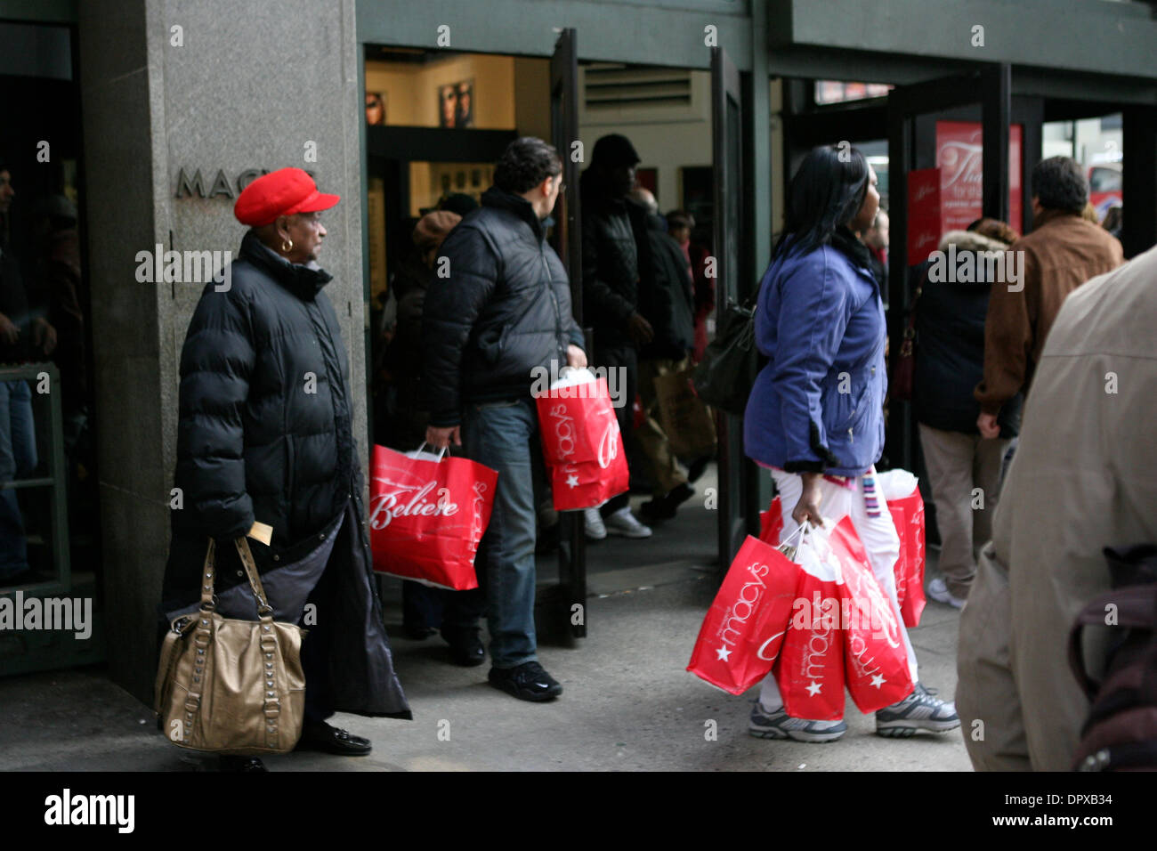Underperforming stores hi-res stock photography and images - Alamy