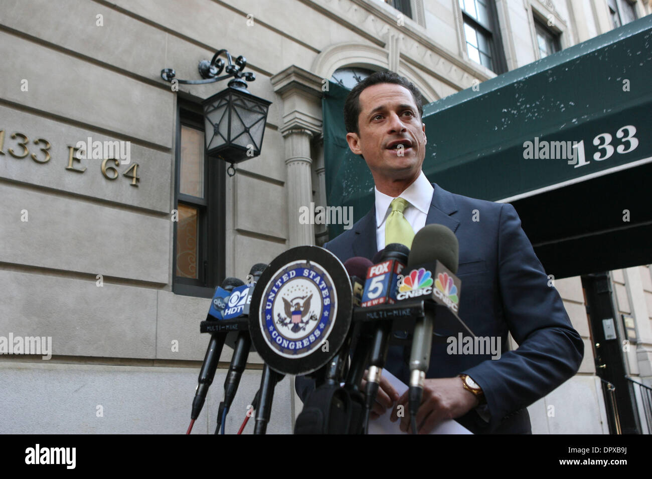 Jan 12, 2009 - Manhattan, New York, USA - Rep. ANTHONY WIENER (D ...