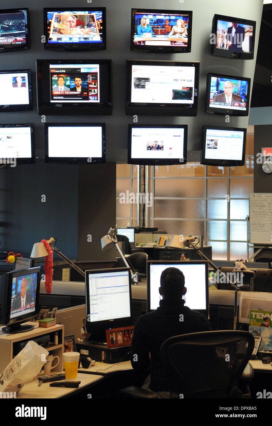 Cnn anchors hi-res stock photography and images - Alamy