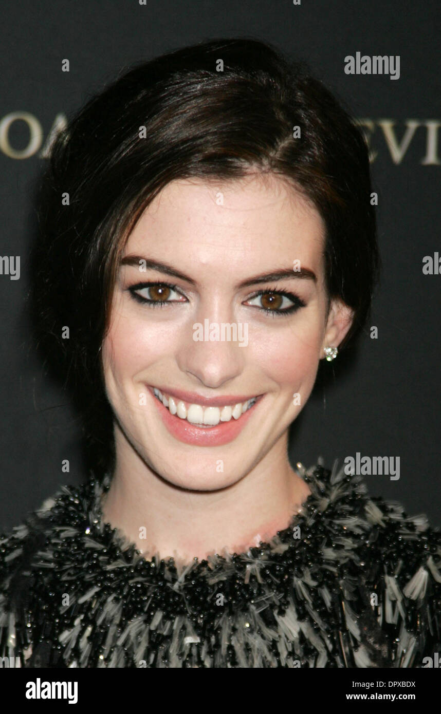 Jan 14, 2009 - New York, NY, USA - Actress ANNE HATHAWAY arrives for ...
