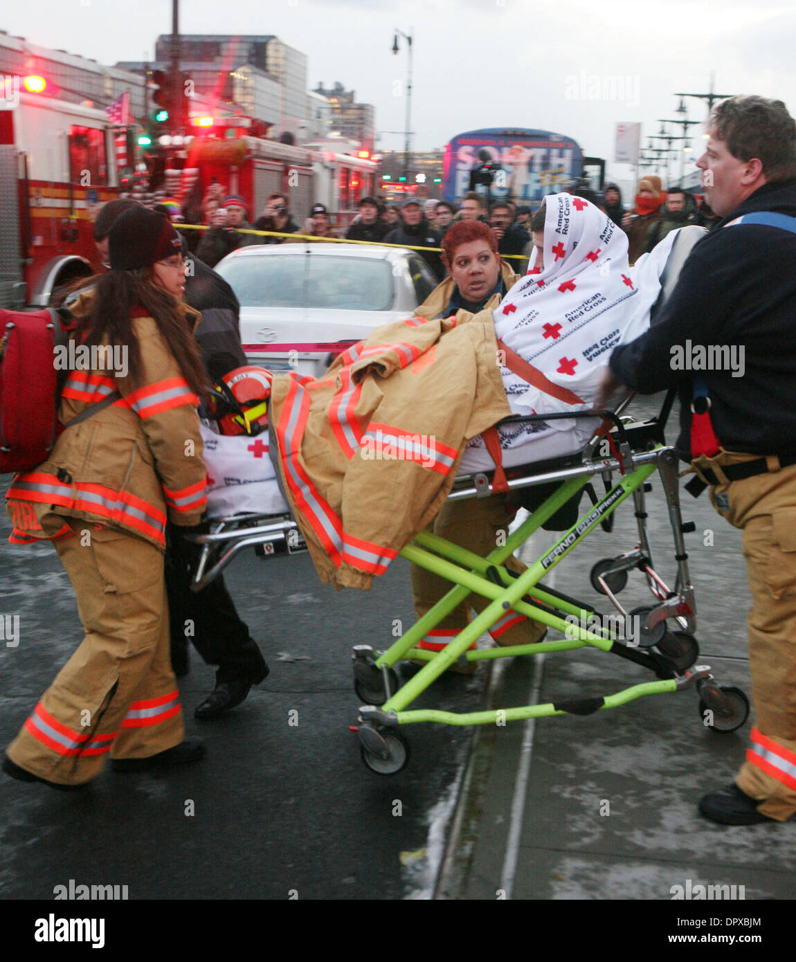 Jan 15, 2009 - New York, NY, USA - A crash victim from the US Airways ...
