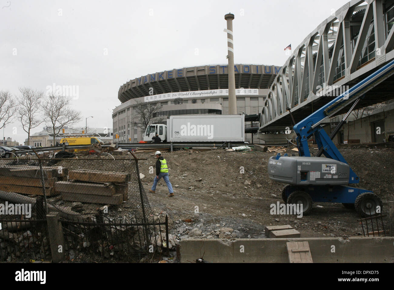 Apr 01, 2009 - Bronx, New York, USA - Train service to MTA Metro-North ...