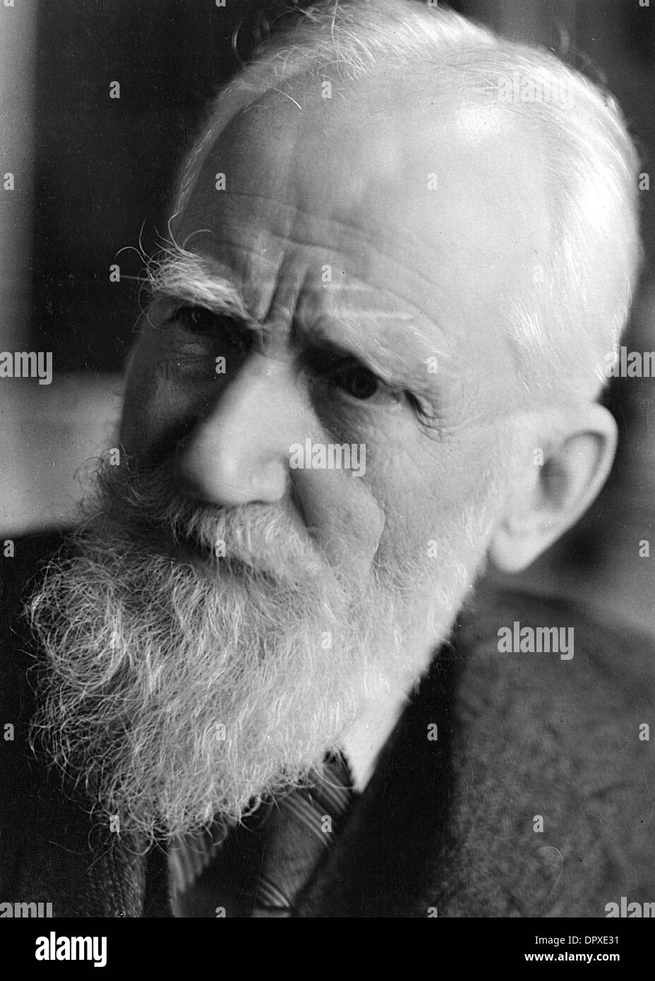 George bernard hi-res stock photography and images - Alamy