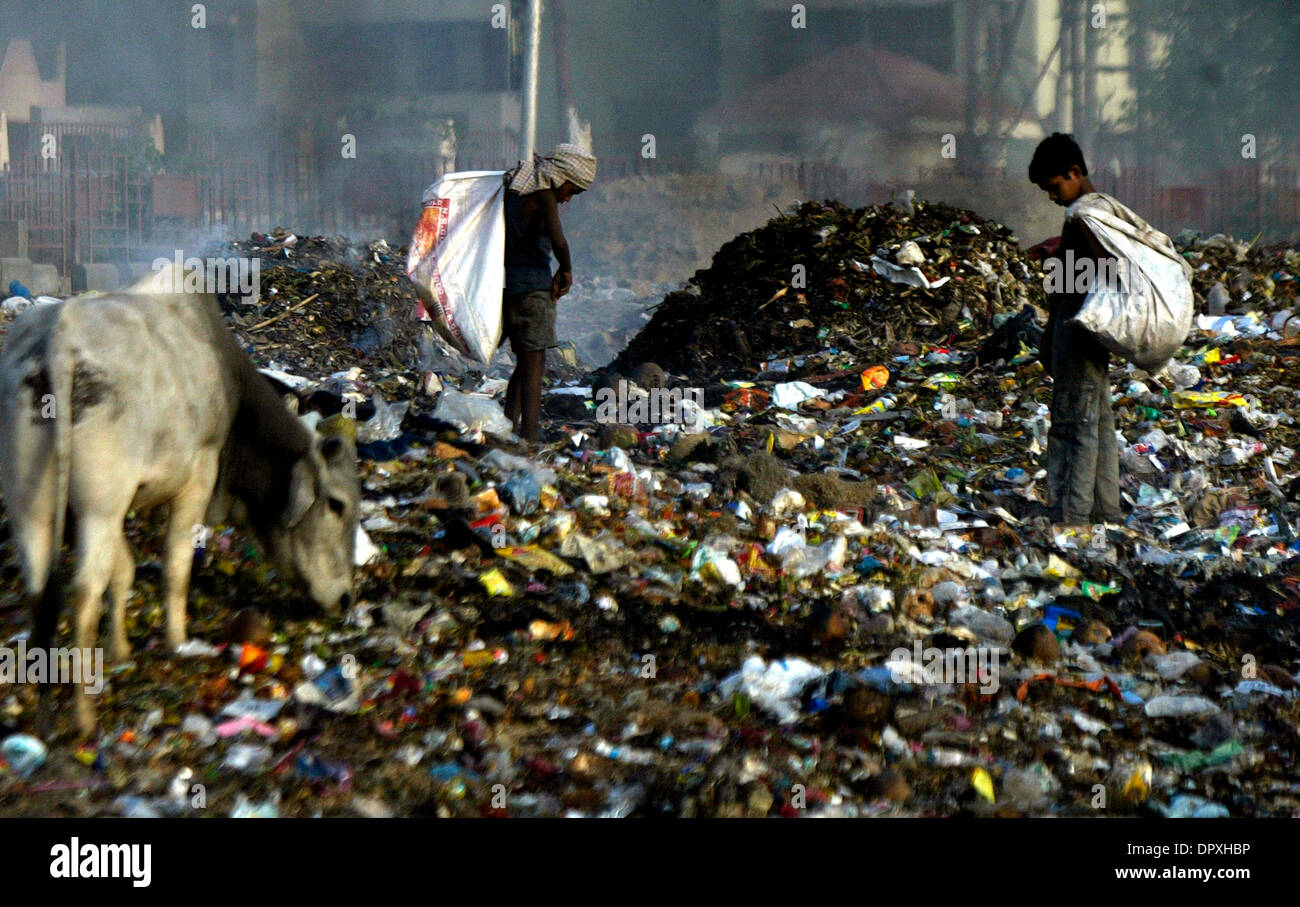 Garbage pickers collect recyclable hi-res stock photography and images ...