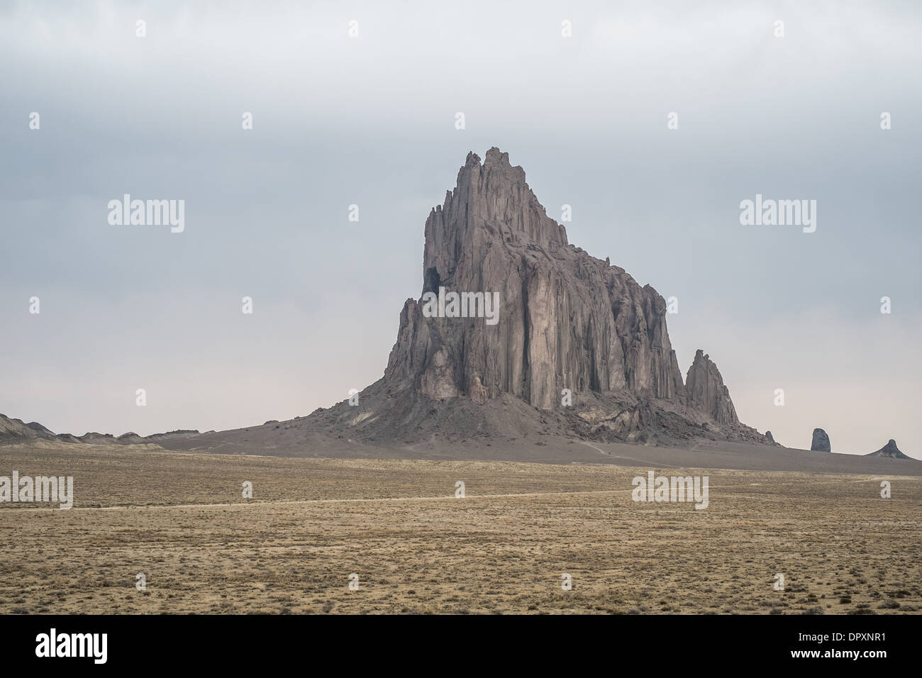 Shiprock new mexico hi-res stock photography and images - Alamy
