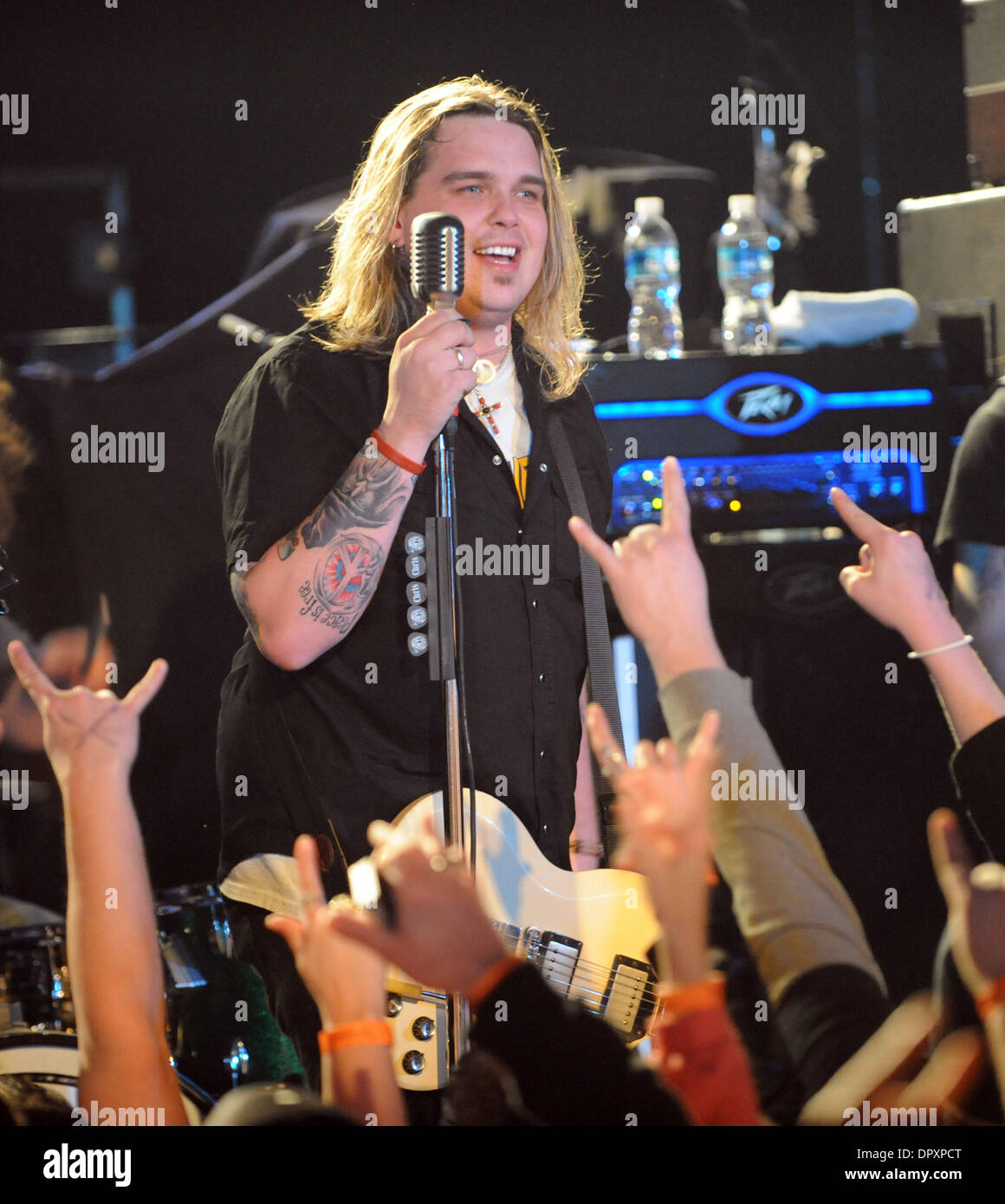 Black stone cherry chris robertson hi-res stock photography and images ...