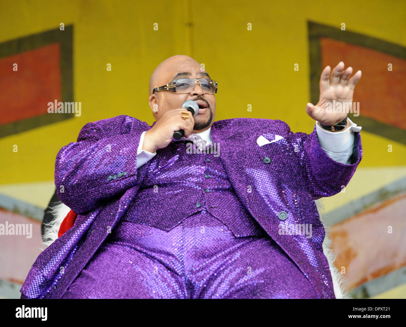 Apr 30, 2009 - New Orleans, Louisiana, USA - Singer SOLOMON BURKE ...