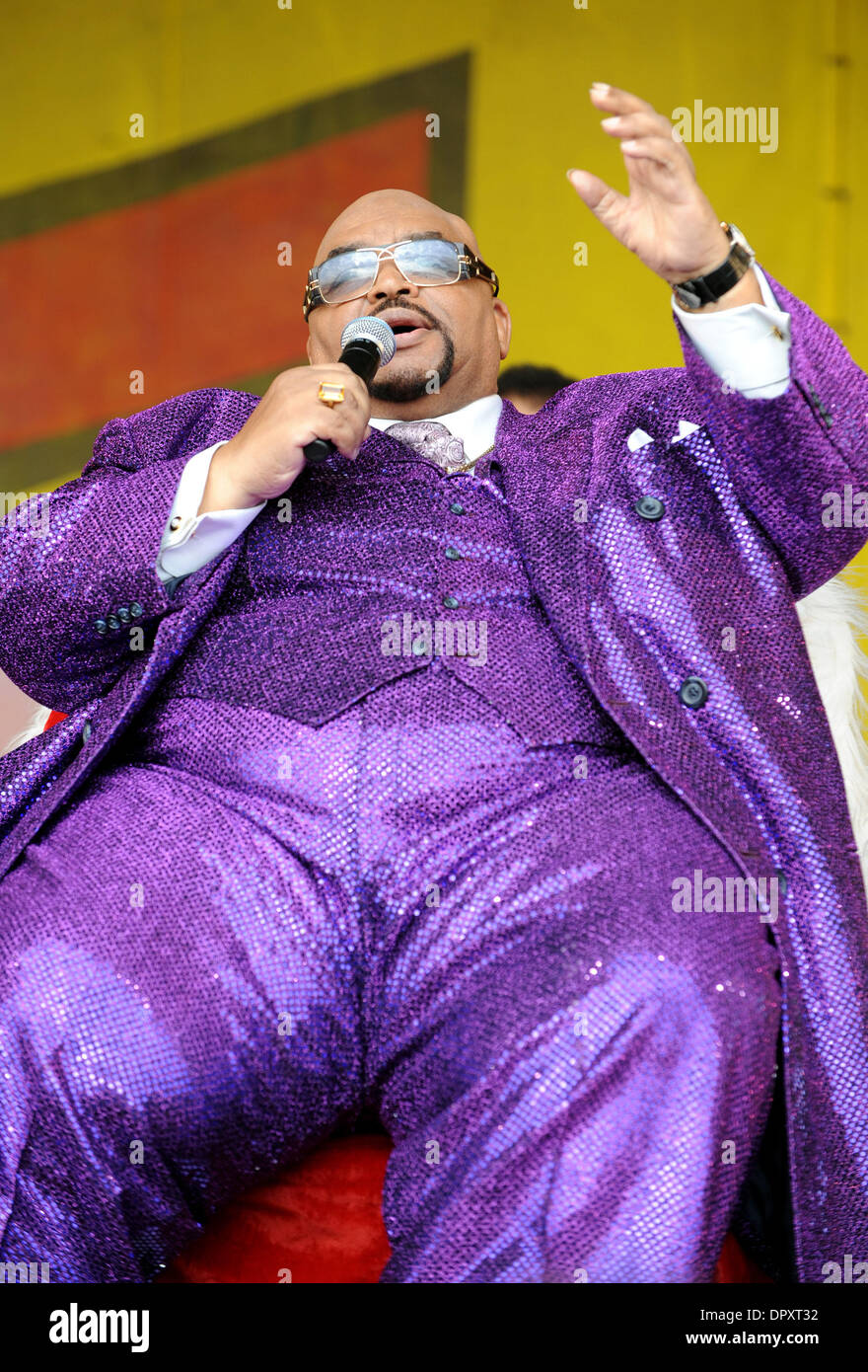 Apr 30, 2009 - New Orleans, Louisiana, USA - Singer SOLOMON BURKE ...