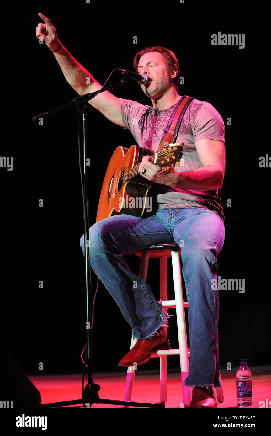 Darryl moore hi-res stock photography and images - Alamy