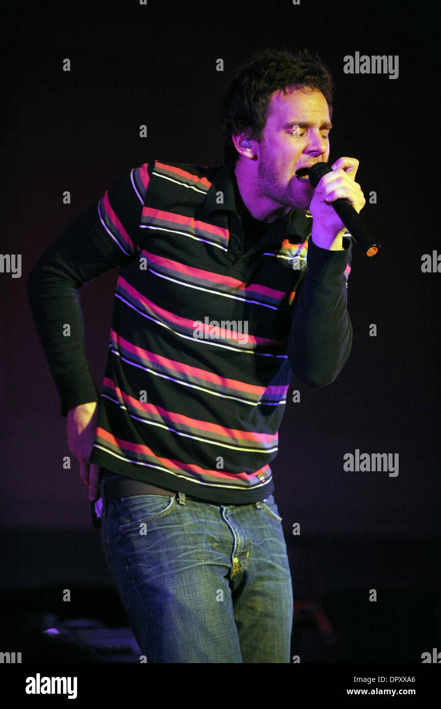 Jan 26, 2009 - Wilmington, North Carolina, USA - Singer BARRY PRIVETT ...