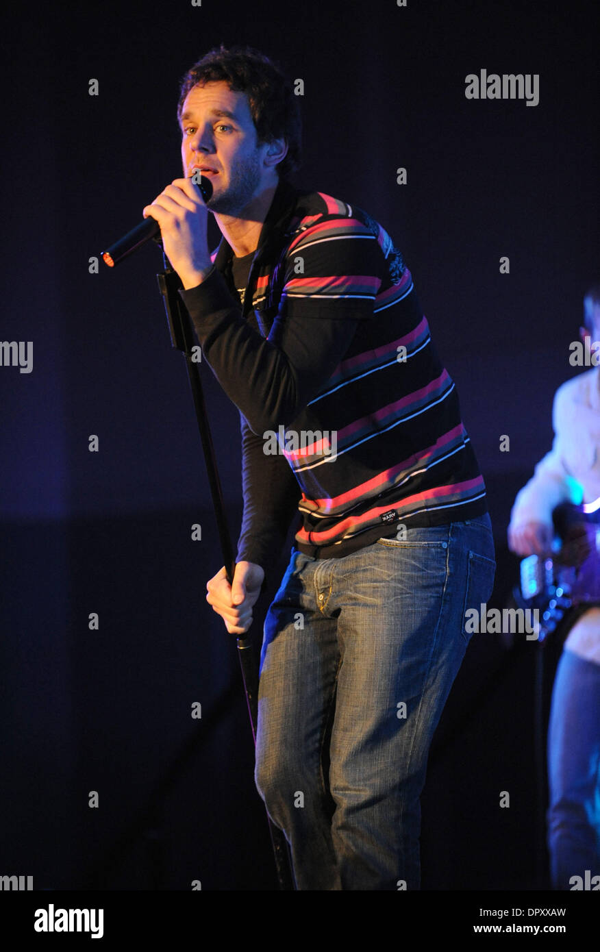 Carbon leaf band hi-res stock photography and images - Alamy