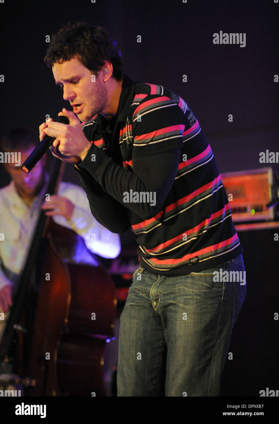 Carbon leaf band hi-res stock photography and images - Alamy