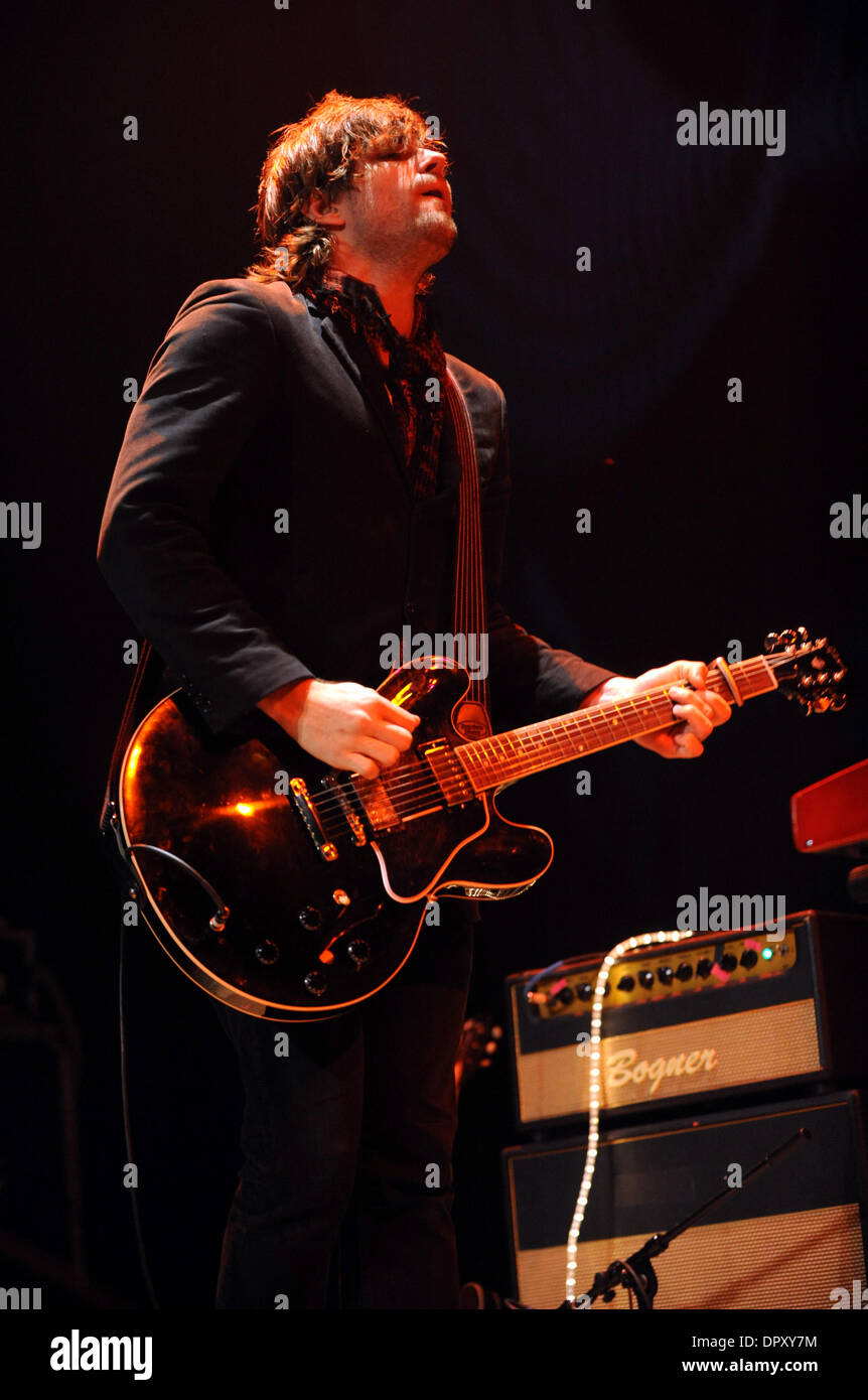 Apr 11, 2009 - Myrtle Beach, South Carolina, USA - Guitarist RAN ...