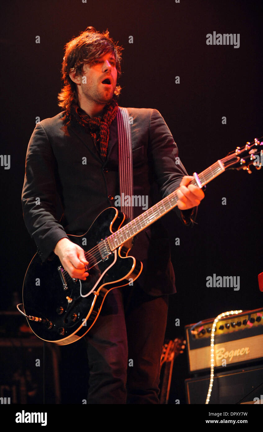 Apr 11, 2009 - Myrtle Beach, South Carolina, USA - Guitarist RAN ...