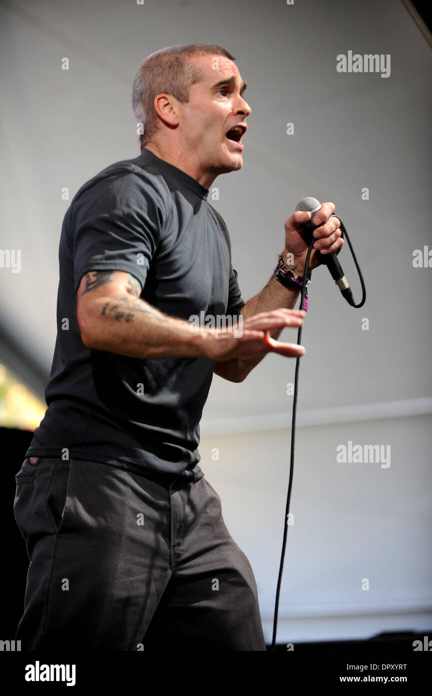 Apr 18, 2009 - Indio, California, USA - Singer HENRY ROLLINS performs ...