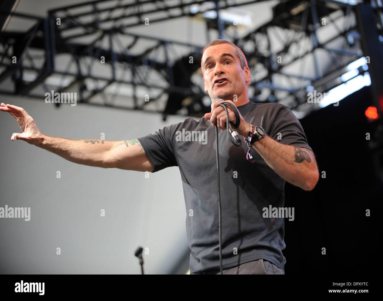 Apr 18, 2009 - Indio, California, USA - Singer HENRY ROLLINS performs ...