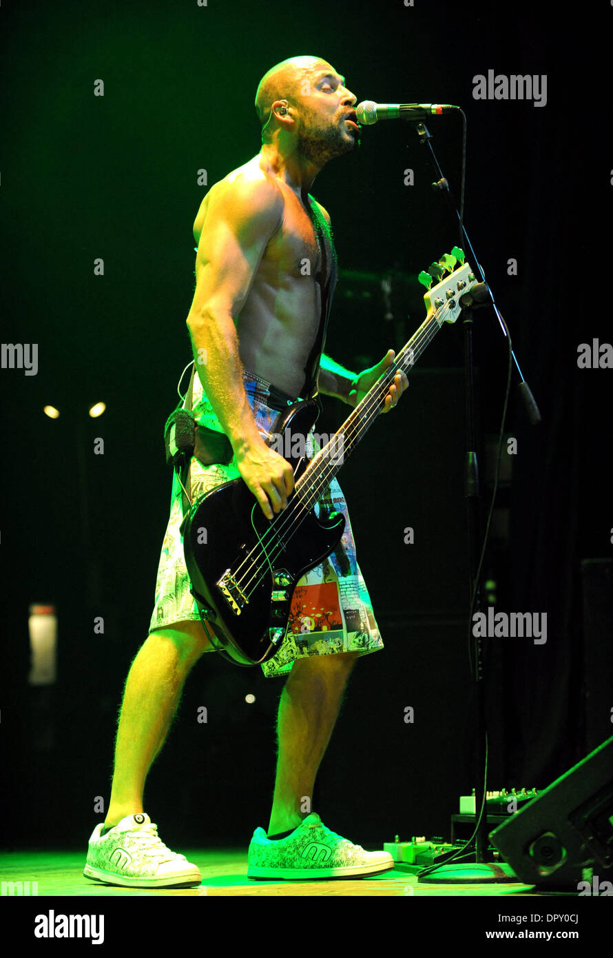 Bollinger Band High Resolution Stock Photography and Images - Alamy