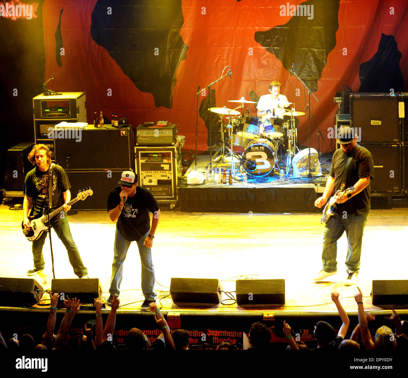 Pennywise band hi-res stock photography and images - Alamy