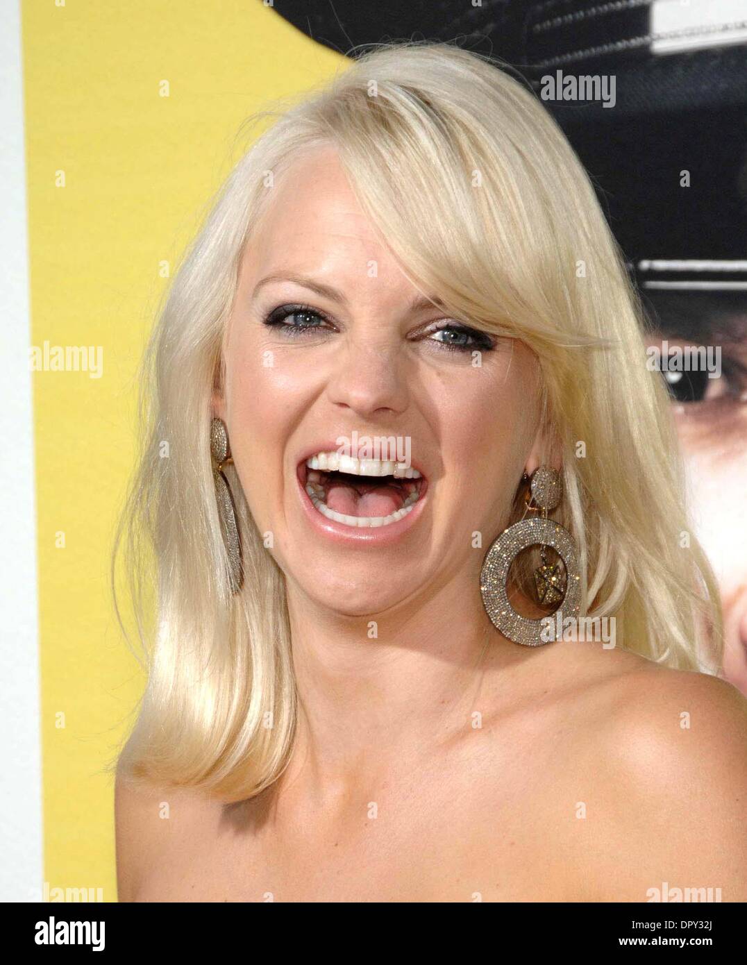 K61504MGE.ANNA FARIS during the premiere of the new movie from Warner ...