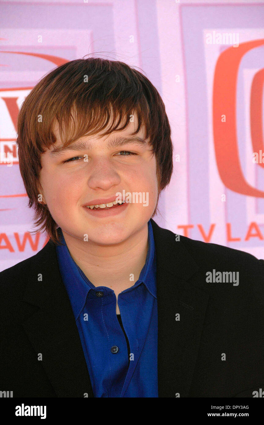 Angus jones 2009 tv land hi-res stock photography and images - Alamy