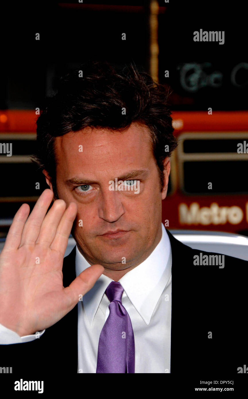 Matthew Perry during the premiere of the new movie from New Line Cinema ...