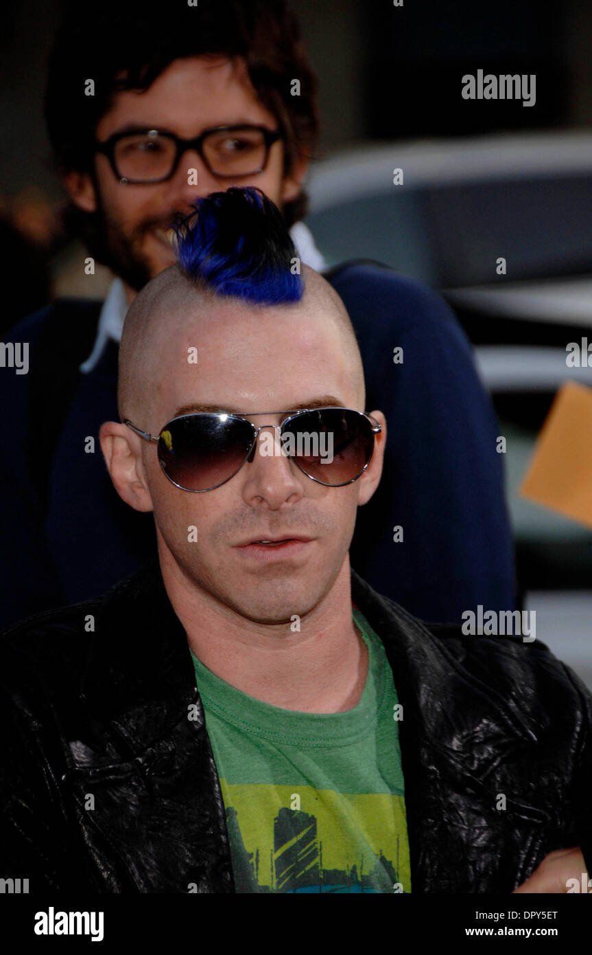 Seth green 17 again premiere hi-res stock photography and images - Alamy