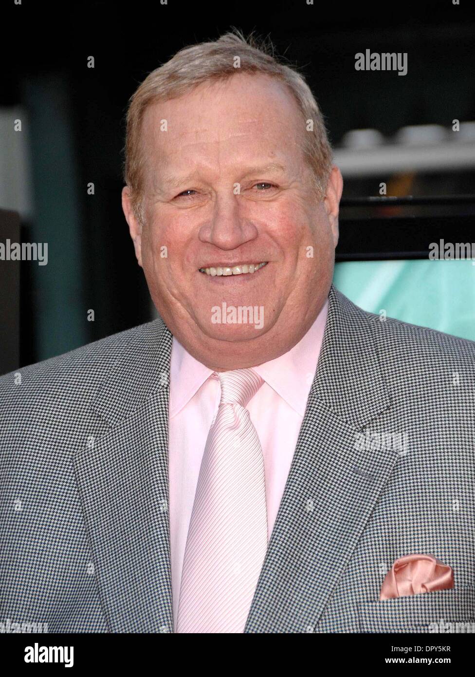 KEN HOWARD during the premiere of the new movie from HBO ''Grey Gardens ...