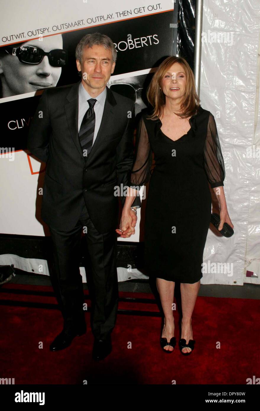 DUP[ICITY arrivals at the Ziegfeld theater 03-16-2009.Photos by Rick ...