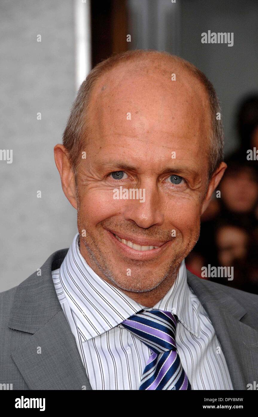 PETER CHELSOM during the premiere of the new movie from Walt Disney ...