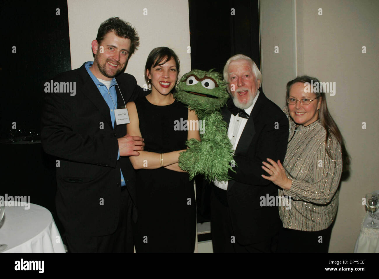 Sesame street 2009 hi-res stock photography and images - Alamy