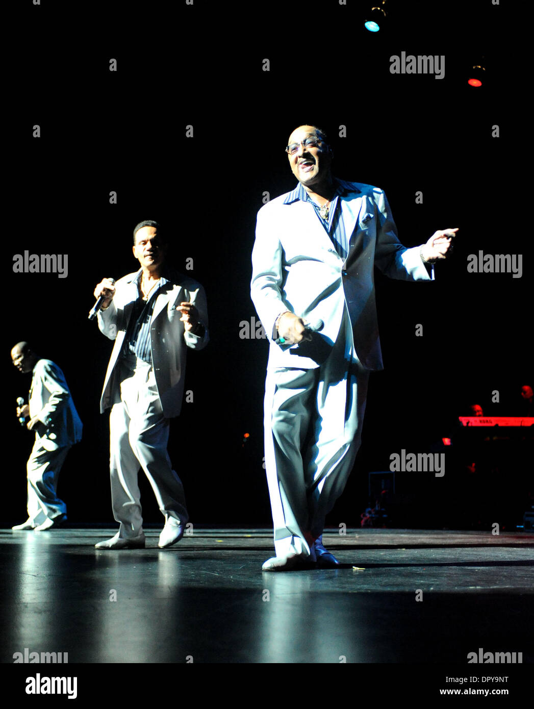 Nov 28, 2008 - Universal City, California, USA - Musicians THE FOUR ...