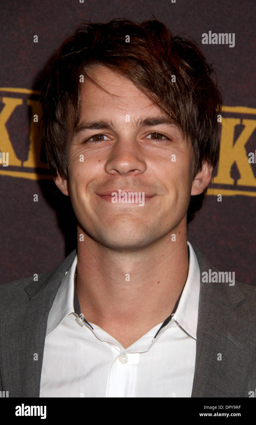 New York, New York, USA. 16th Jan, 2014. Actor JOHNNY SIMMONS attends ...