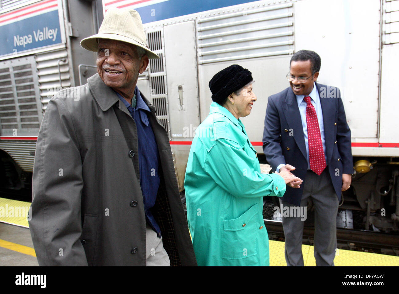 Amtrak porter train hi-res stock photography and images - Alamy