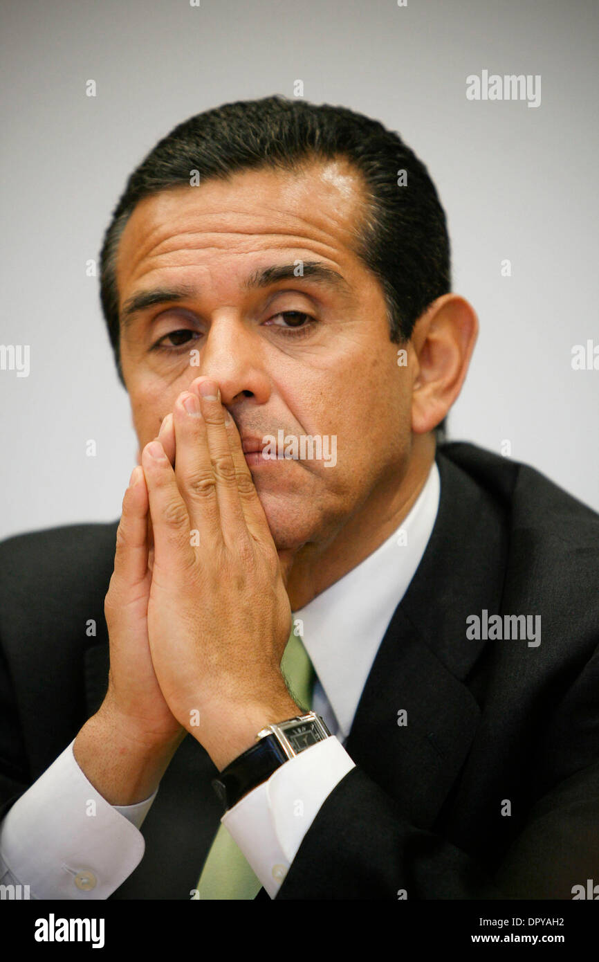 Third energy package hi-res stock photography and images - Alamy