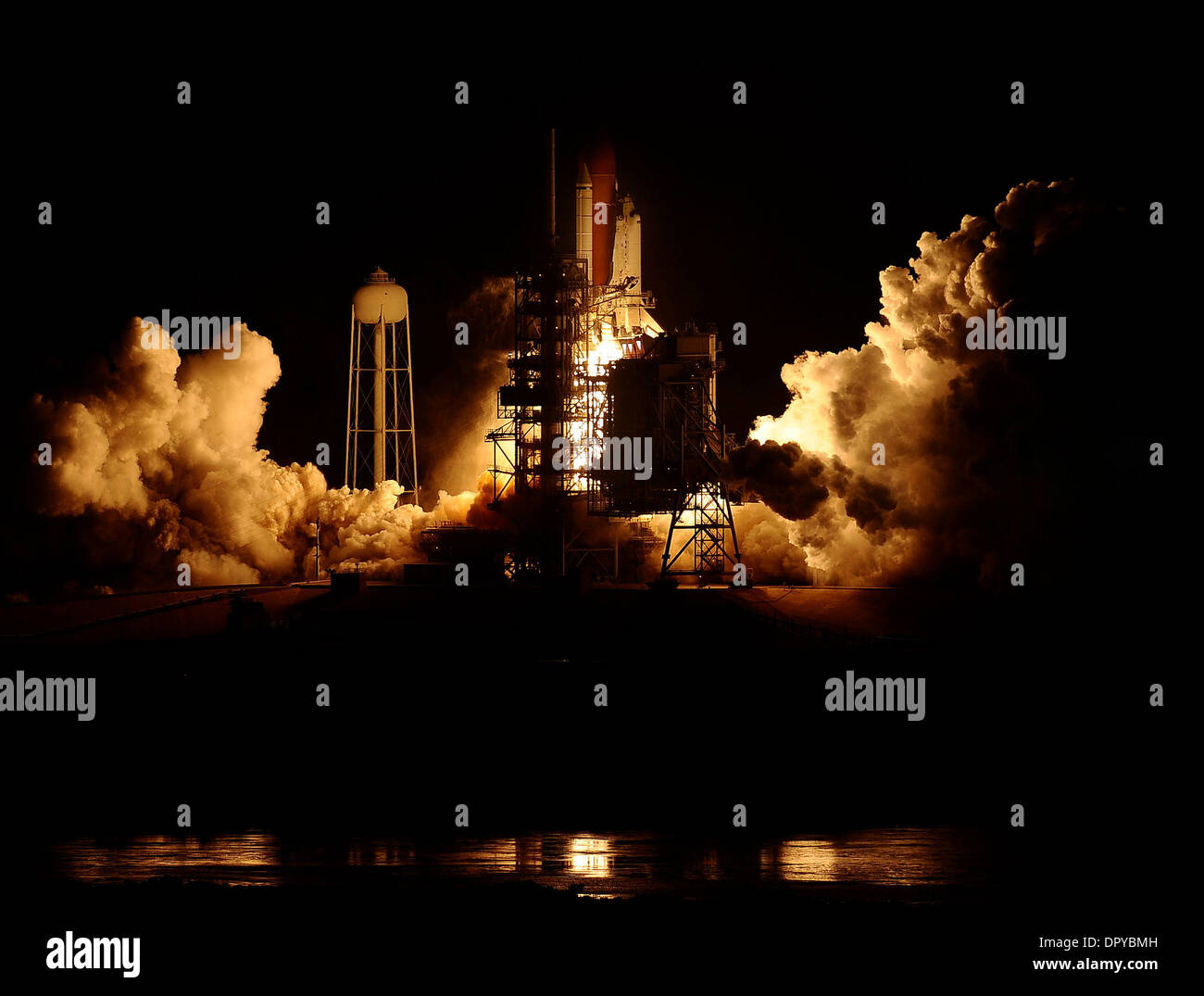 Mar 15, 2009 - Kennedy Space Center, Florida, USA - Space shuttle ...
