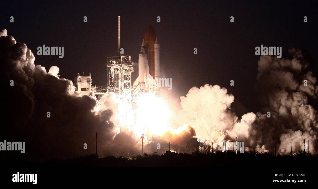 Mar 15, 2009 - Kennedy Space Center, Florida, USA - Space shuttle ...