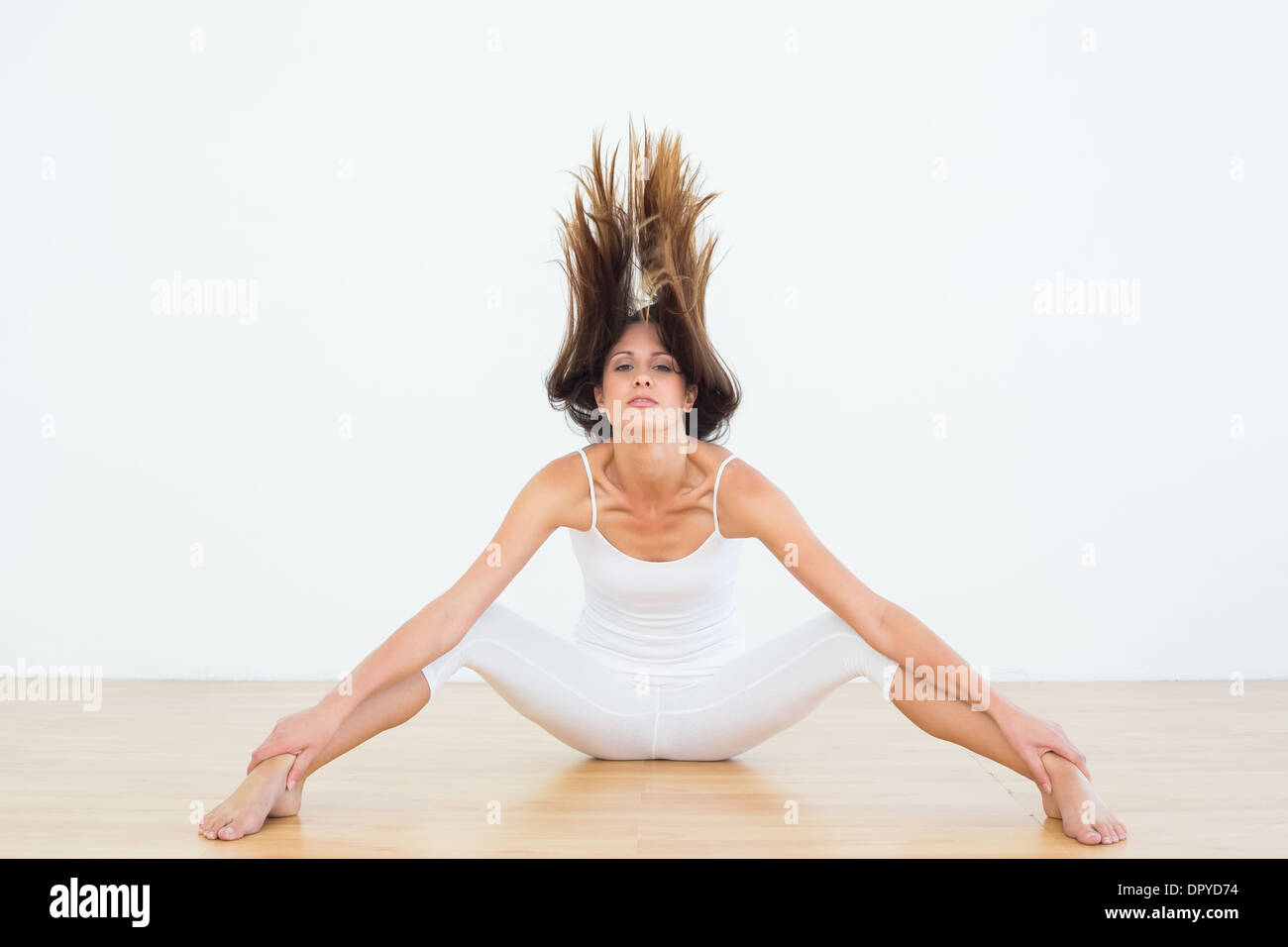 Tossing hair hi-res stock photography and images - Alamy