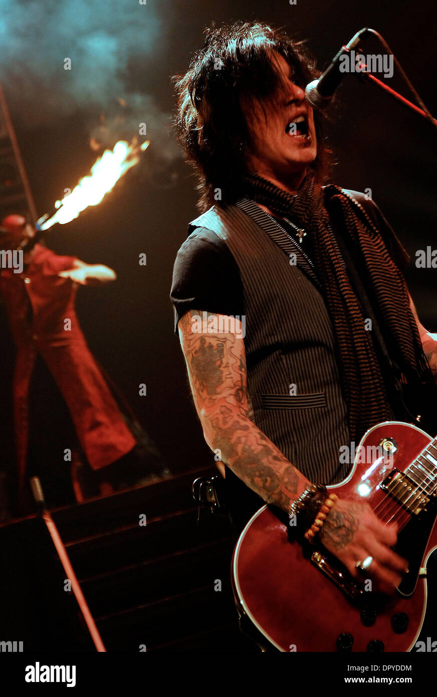 John corabi hi-res stock photography and images - Alamy