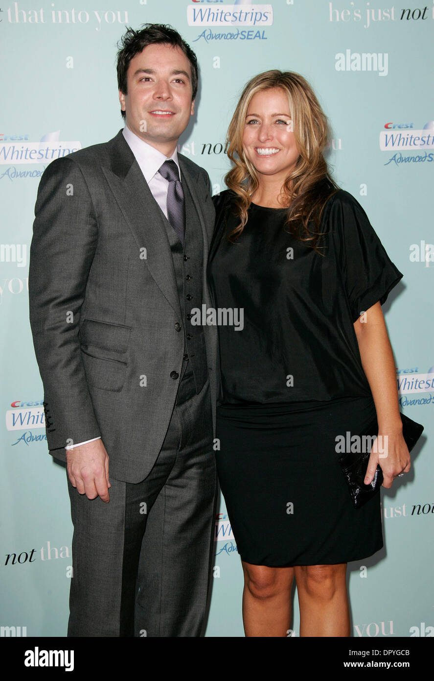 Jimmy fallon with wife hi-res stock photography and images - Alamy